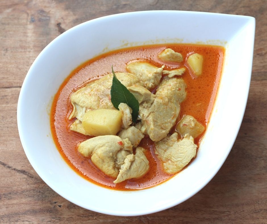 Everything you need for an authentic Malaysian chicken curry AND ...